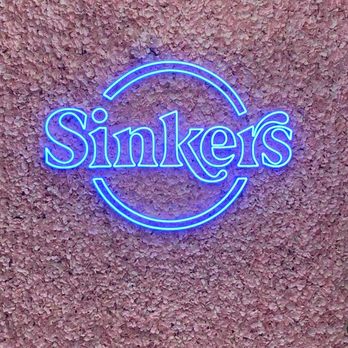 SINKERS LOUNGE - Updated March 2025 - 108 Photos & 69 Reviews - 53 W ...