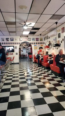 NICKEL’S DINER - Updated March 2025 - 91 Photos & 117 Reviews - 1060 ...