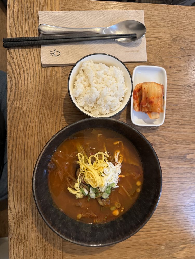 JIUM - Updated September 2025 - 17 Photos - 26 rue Tiphaine, Paris ...