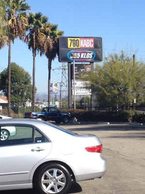 KABC TALK RADIO 790 AM - Updated July 2025 - 14 Photos & 87 Reviews ...