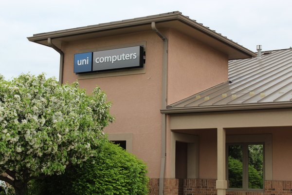 UNI COMPUTERS - Updated November 2025 - 15 Photos & 13 Reviews - 4920 ...