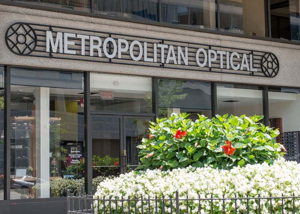 METROPOLITAN OPTICAL - PENNSYLVANIA AVE - Updated December 2025 - 18 ...