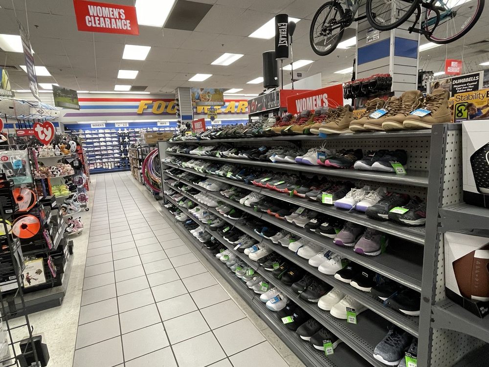 BIG 5 SPORTING GOODS - Updated March 2025 - 12 Reviews - 65 E Stewart ...