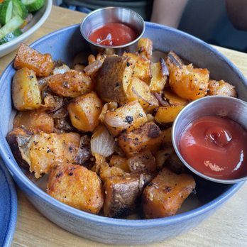 BLUEBIRD KITCHEN - Updated May 2025 - 331 Photos & 207 Reviews - 2405 ...