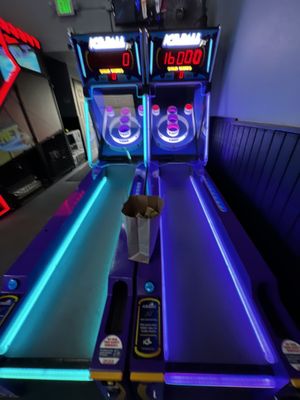 QUARTERS ARCADE - Updated December 2025 - 34 Photos & 34 Reviews - 606 ...