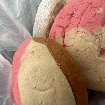 CHELAS BAKERY #2 - Updated December 2025 - 26 Photos & 67 Reviews ...