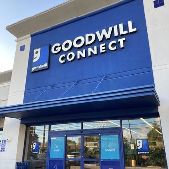 GOODWILL THRIFT STORE & DONATION CENTER- WESTHEIMER RIVER OAKS ...