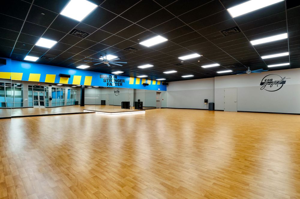 EōS Fitness, Corona | Roadtrippers