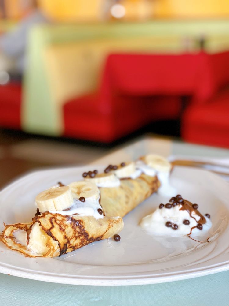 FRENCH CORNER CAFE - 710 Photos & 649 Reviews - 72423 Hwy 111, Palm ...