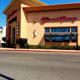 THE CHEESECAKE FACTORY - Updated July 2025 - 1733 Photos & 1521 Reviews ...