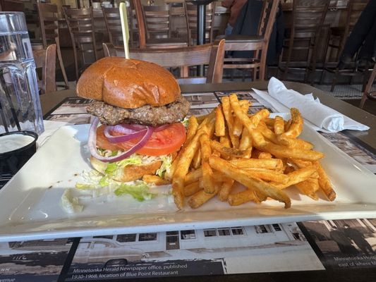 WAYZATA BAR AND GRILL - THE MUNI - Updated January 2026 - 41 Photos ...