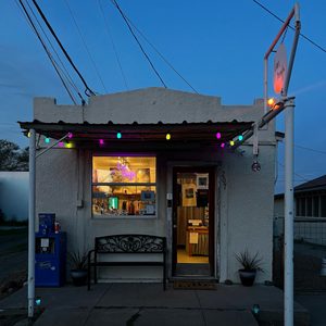 PLANET MARFA - Updated April 2025 - 146 Photos & 98 Reviews - 200 S ...