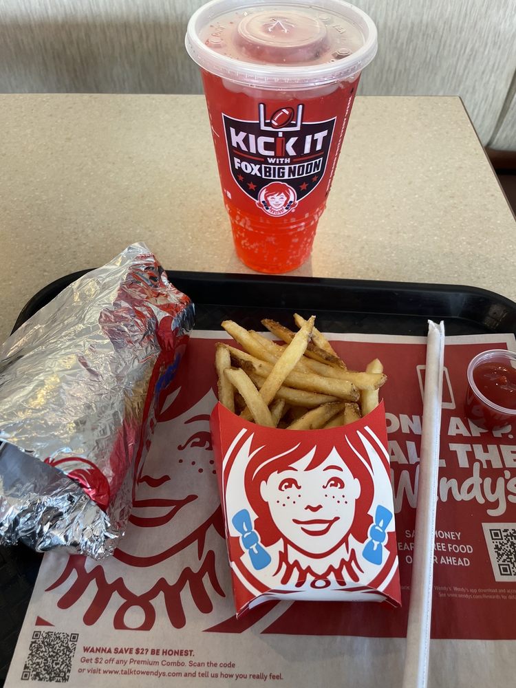 WENDY’S - Updated July 2025 - 29 Reviews - 50 International Dr S ...