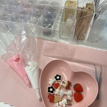 PINKU DIY STUDIO - Updated April 2025 - 97 Photos & 34 Reviews - 408 E ...