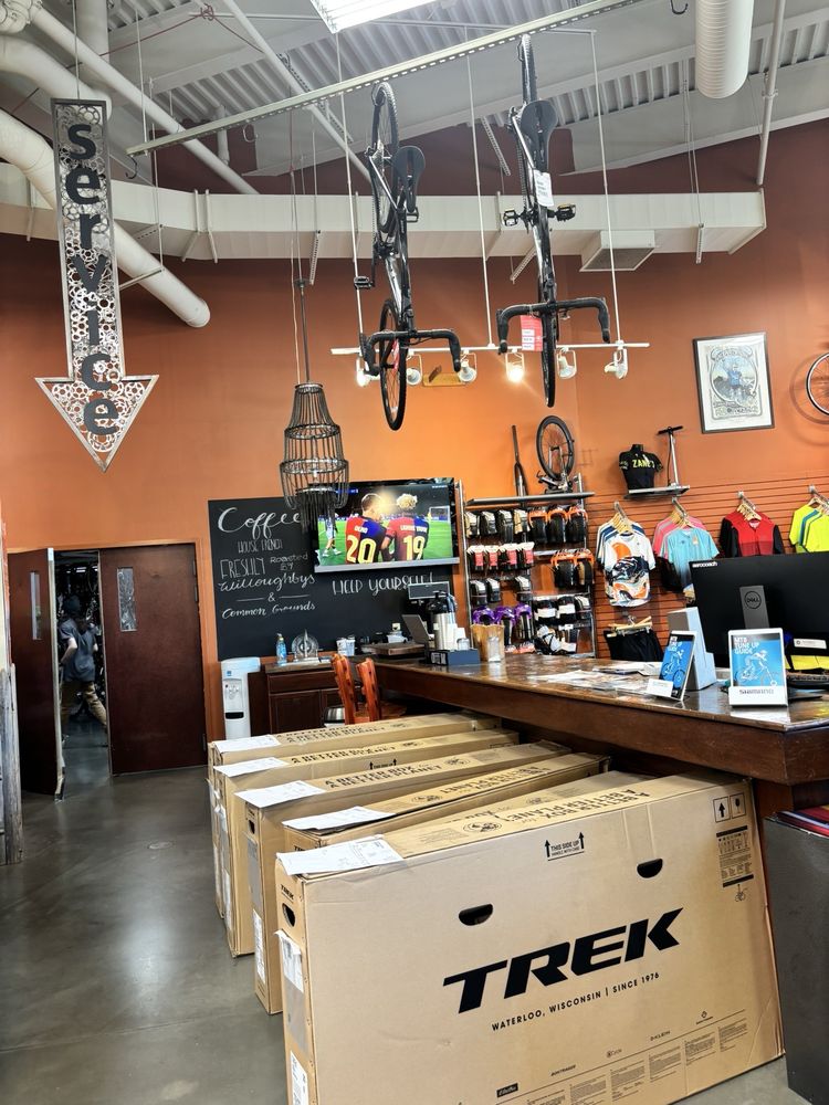 ZANE’S CYCLES - Updated January 2026 - 26 Photos & 80 Reviews - 330 E ...