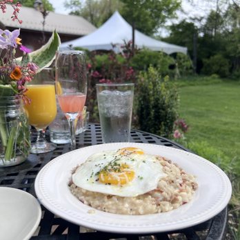 RAILROAD HOUSE INN - Updated August 2024 - 240 Photos & 171 Reviews ...