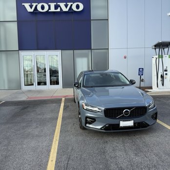VOLVO CARS LISLE - Updated November 2025 - 148 Reviews & 25 Photos ...