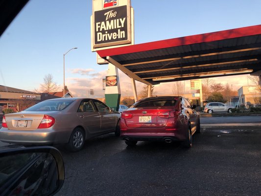 FAMILY DRIVE-IN - 53 Photos & 147 Reviews - 1124 W Meeker St, Kent, WA ...