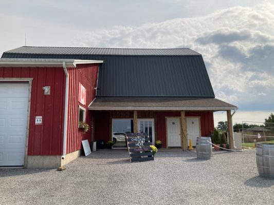 BETWEEN THE LINES WINERY - Updated June 2024 - 72 Photos & 54 Reviews - 991 Four Mile Creek Road ...