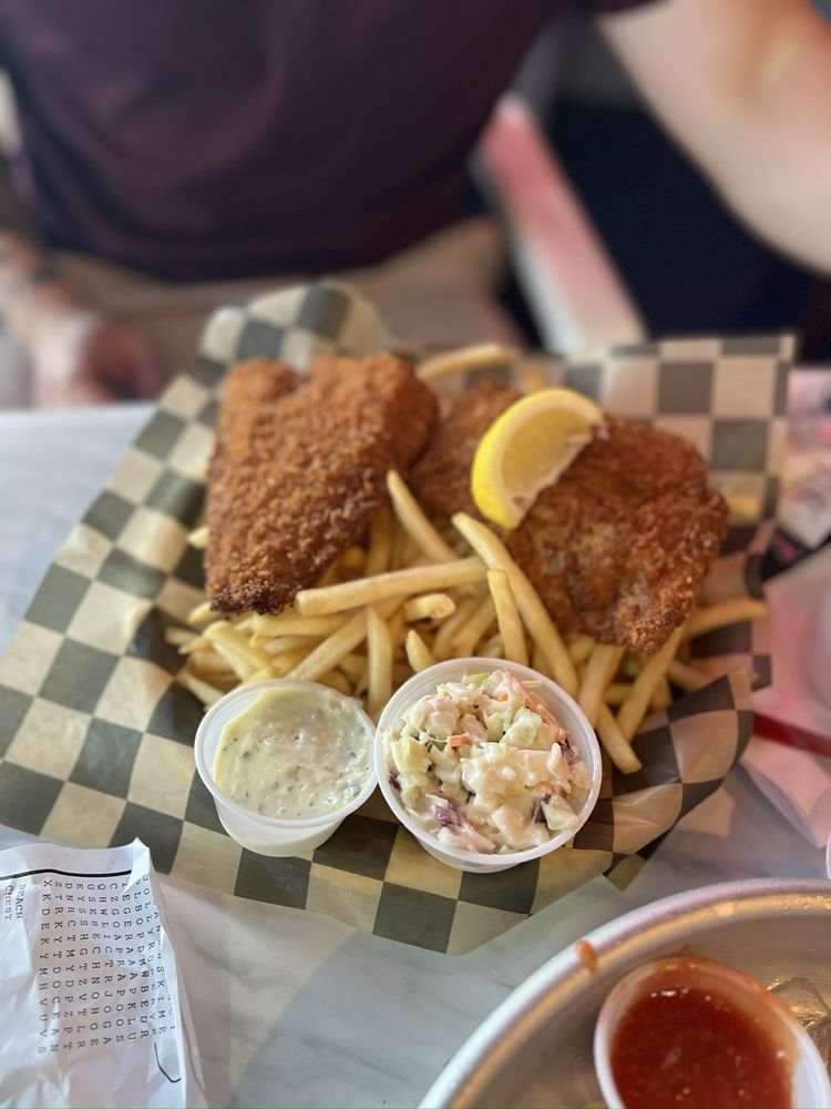 FALMOUTH RAW BAR - Updated December 2025 - 51 Photos & 160 Reviews - 56 ...