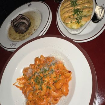 DRAKE’S HOLLYWOOD - Updated December 2024 - 234 Photos & 55 Reviews ...