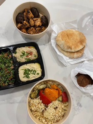 TABULE RESTAURANT - Updated May 2024 - 270 Photos & 290 Reviews - 2009 ...