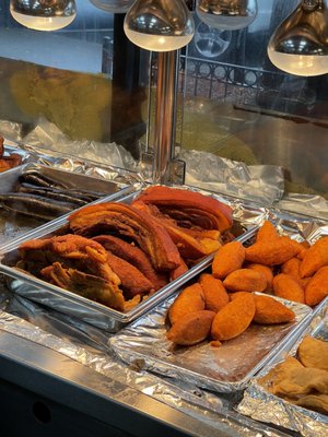 EL BOHIO TROPICAL SQUARE RESTAURANT - Updated January 2025 - 95 Photos ...