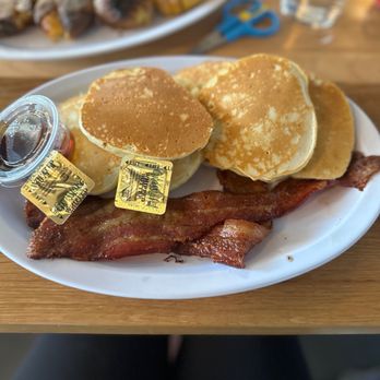 YOLKLORE - 384 Photos & 326 Reviews - 8958 Watson Rd, St. Louis ...