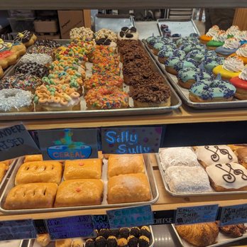 SLODOCO DONUTS - 1408 Photos & 1245 Reviews - 793 E Foothill Blvd, San ...