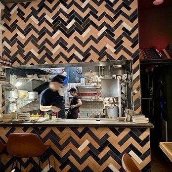 LAWRENCE - Updated December 2025 - 436 Photos & 240 Reviews - 9 Avenue ...