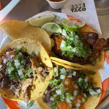 ESSE TACO - Updated August 2024 - 100 Photos & 47 Reviews - 219 Bedford ...