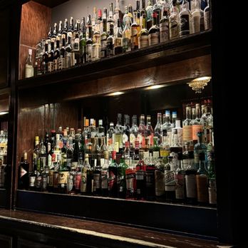 CAPTAIN FOXHEART’S BAD NEWS BAR & SPIRIT LODGE - Updated March 2025 ...