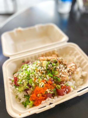 OFF THE HOOK POKE MARKET - Updated December 2025 - 1955 Photos & 1004 ...