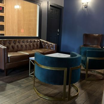 RHUMBA RUM & CIGAR LOUNGE - Updated December 2025 - 56 Photos & 24 ...