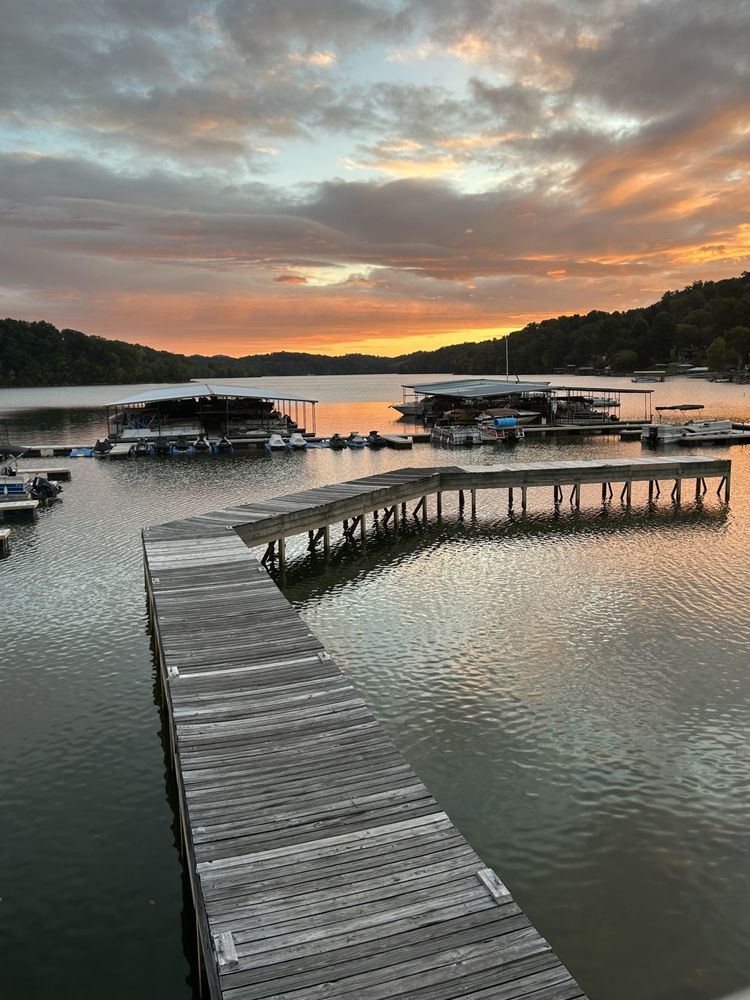 LAKEVIEW MARINA & MARKER 2 GRILLE - Updated December 2025 - 10 Reviews ...