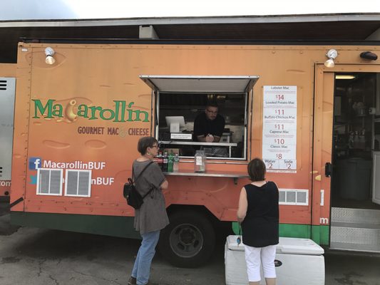 MACAROLLIN’ - Updated November 2024 - 43 Photos & 52 Reviews - Waterloo ...