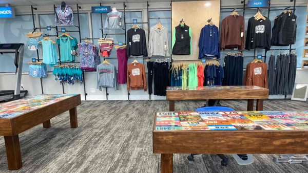 THE RUNNING WELL STORE - KANSAS CITY - Updated July 2025 - 200 E 135th ...