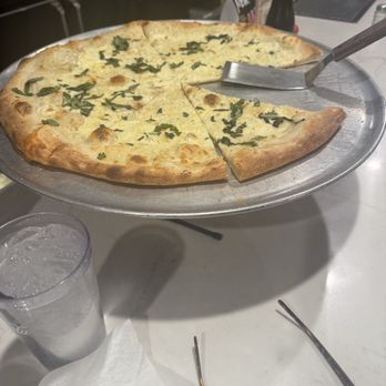 CRUST PIZZERIA - Updated August 2025 - 95 Photos & 101 Reviews - 6031 N ...