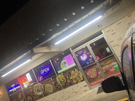 NACHO KAT - Updated October 2025 - 76 Photos & 51 Reviews - 70456 LA-21 ...