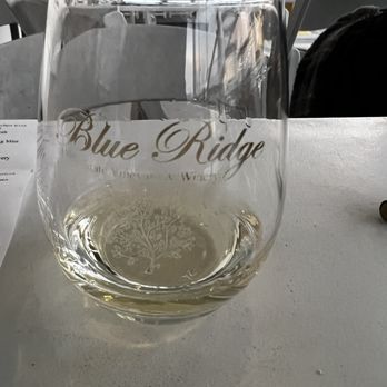 BLUE RIDGE ESTATE VINEYARD & WINERY - Updated September 2025 - 586 ...