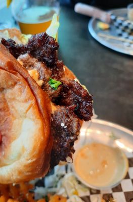 STACK 571 BURGER AND WHISKEY BAR - Updated December 2025 - 455 Photos ...