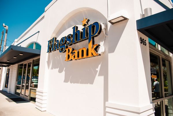 FLAGSHIP BANK - Updated September 2025 - 965 Central Ave, St ...