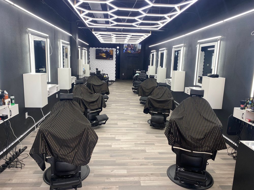 NEW MOON BARBER STUDIO - Updated December 2025 - 101 N Country Club Rd ...
