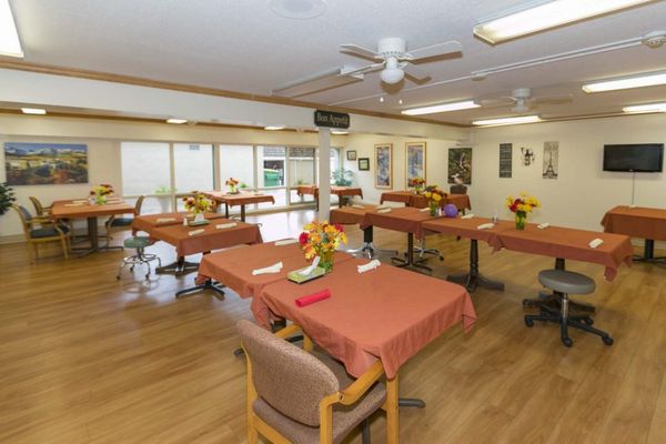 THE VILLAS AT SUNNY ACRES - SNF - Updated September 2025 - 22 Photos & 26 Reviews - 2501 E 104th ...