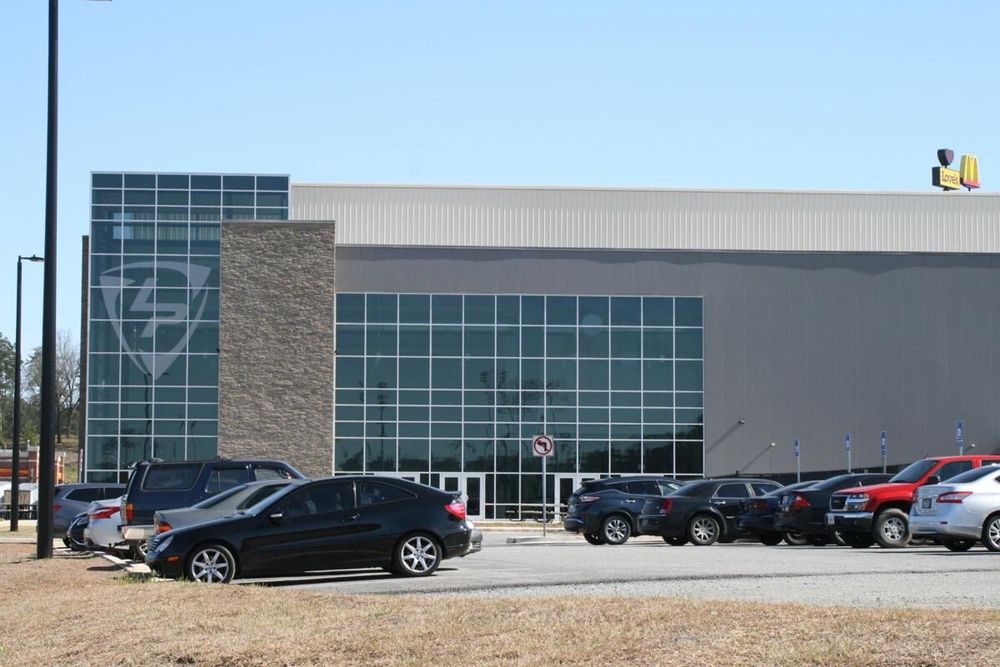 LAKEPOINT CHAMPIONS CENTER - Updated January 2026 - 261 Stars Way ...