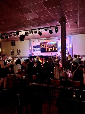 KEYS ON MAIN - Updated May 2026 - 104 Photos & 195 Reviews - 242 S Main ...