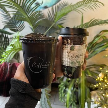 COFFEEHOLIC HOUSE - 1480 Photos & 722 Reviews - 3700 S Hudson St ...