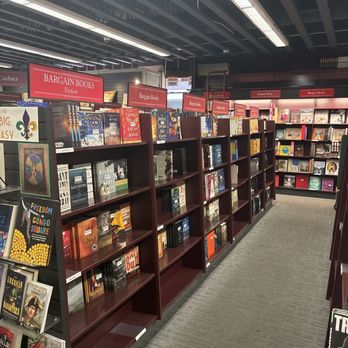 VROMAN’S BOOKSTORE - Updated February 2025 - 1315 Photos & 905 Reviews ...