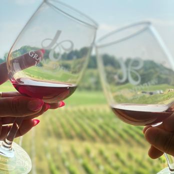 GRANDVIEW VINEYARD - Updated July 2024 - 116 Photos & 57 Reviews - 1489 ...