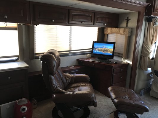 PPL MOTOR HOMES - Updated January 2026 - 38 Photos & 232 Reviews ...